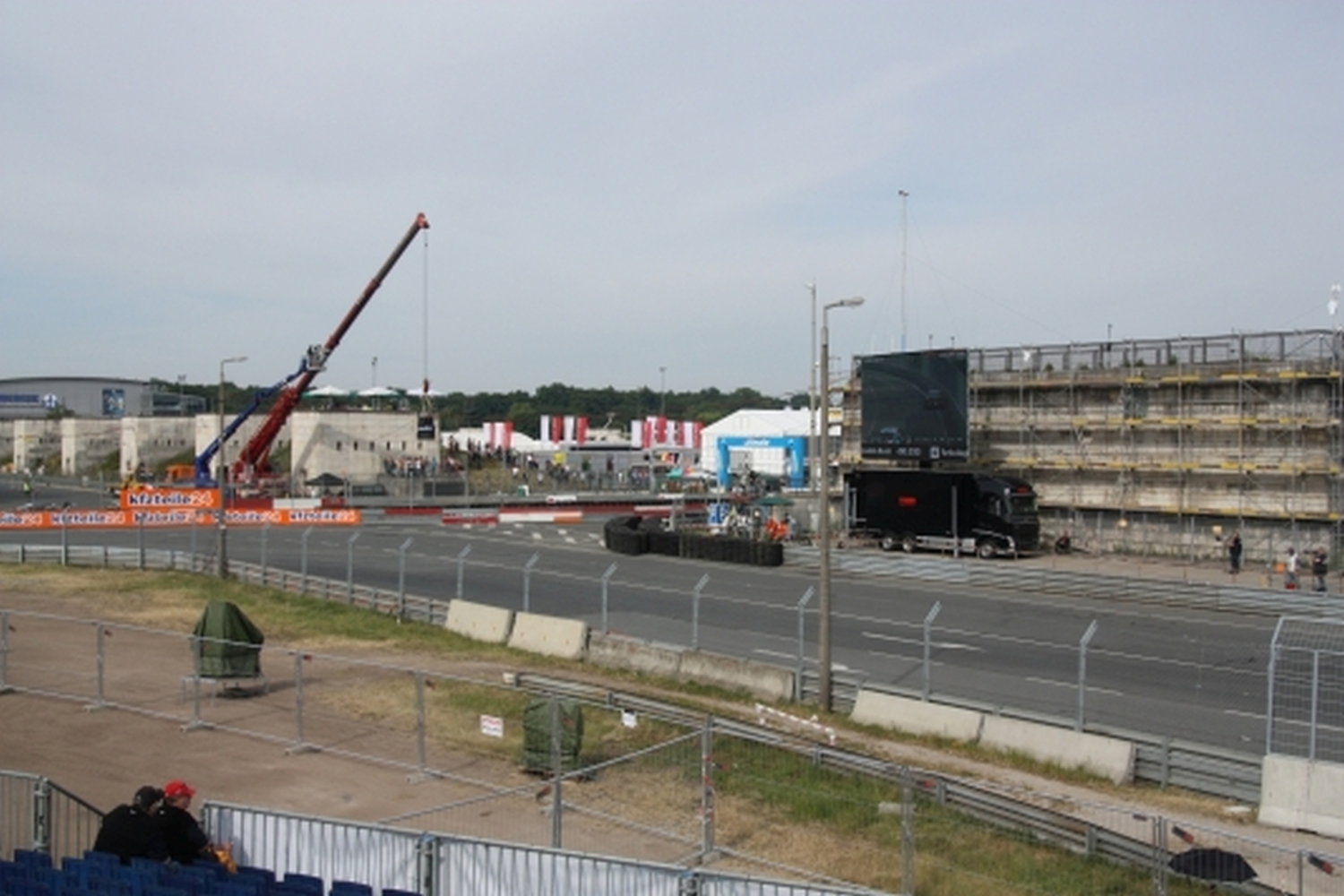 THOMAS SOMMER-Tribüne - Int. ADAC Norisring Speedweekend